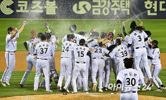 [포토]29년의 기다림 LG, 드디어 정상에 오르다