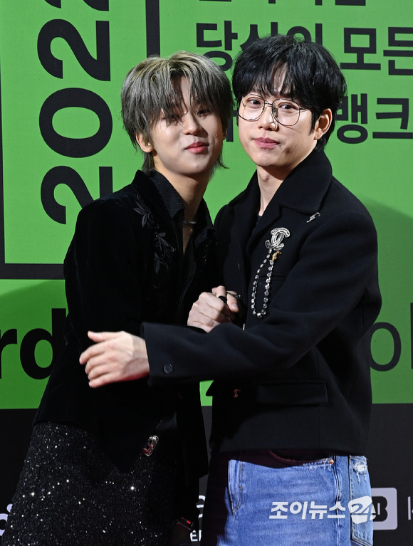 [포토]빅나티-10CM, '반가움의 인사'