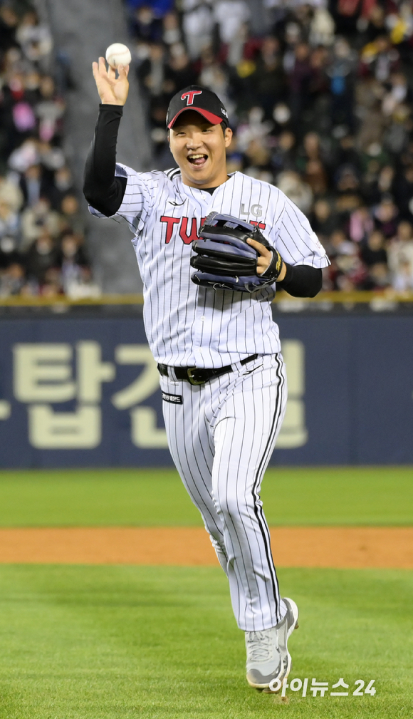 [포토]문보경, 내가 잡았지롱~